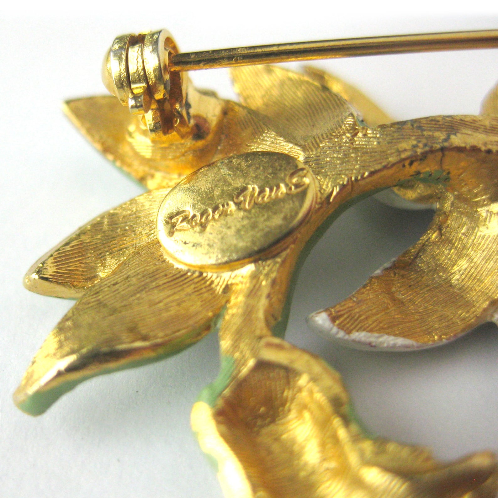 Roger Van S Signed Vintage Flower Brooch / Floral Jewelry / | Etsy