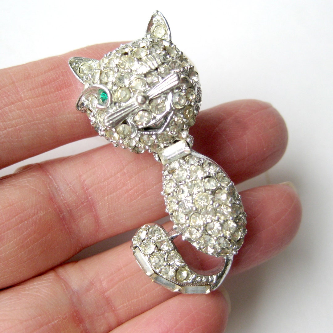 Vintage Rhinestone CAT Brooch With Green Eye, Signed PELL, Silver Tone ...