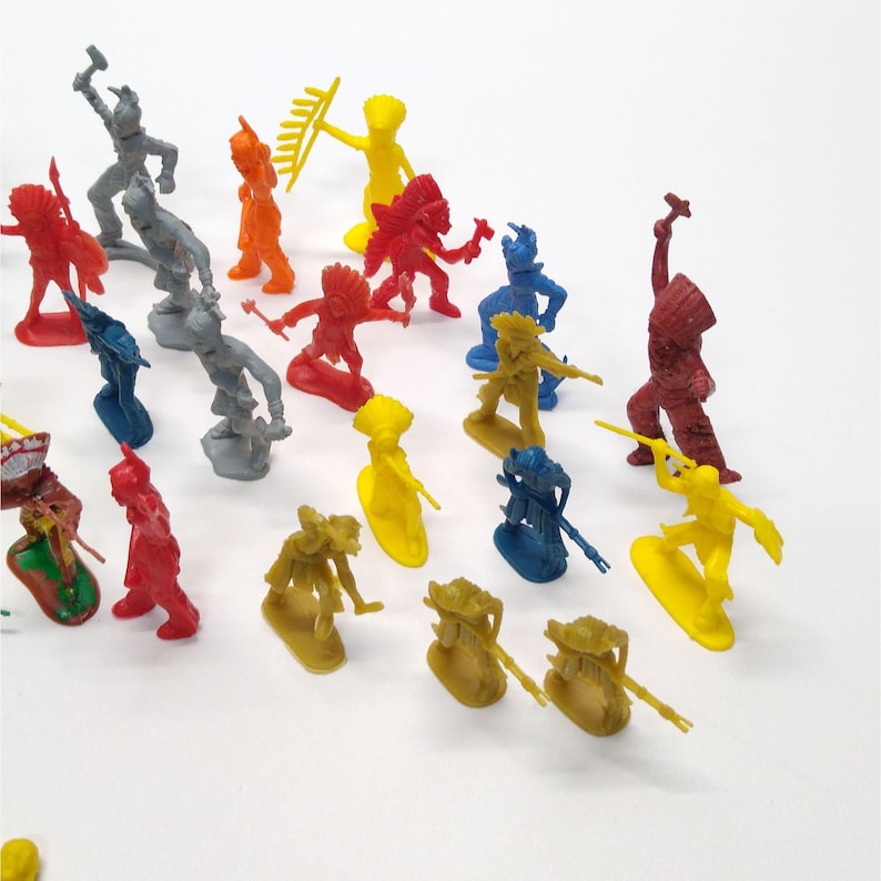 Vintage Plastic Toy Cowboy and Indian Figures – Nostalgic Collection - Etsy