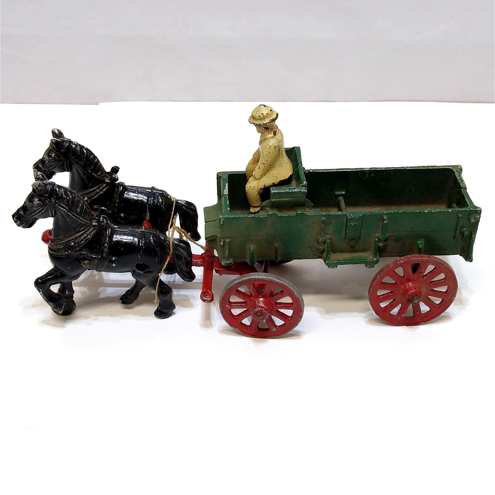 Stanley Toy Co. Horse Drawn Farm Hay Work Cast Wagon W/driver Toy ...