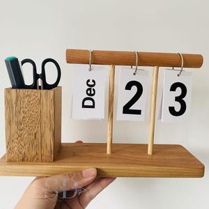 Creative Wooden Desk Calendar Organizer With Pen Holder ...