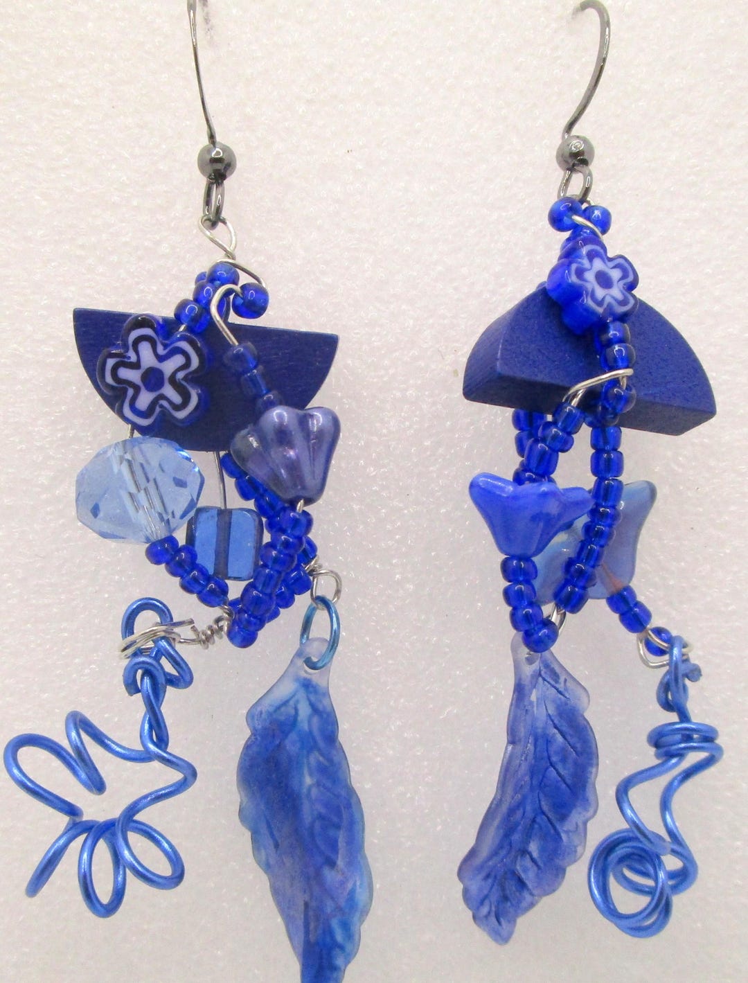 Zina, Blue, Flowers, Leaves, Squiggles, Seed Beads, Bouquet Collection ...