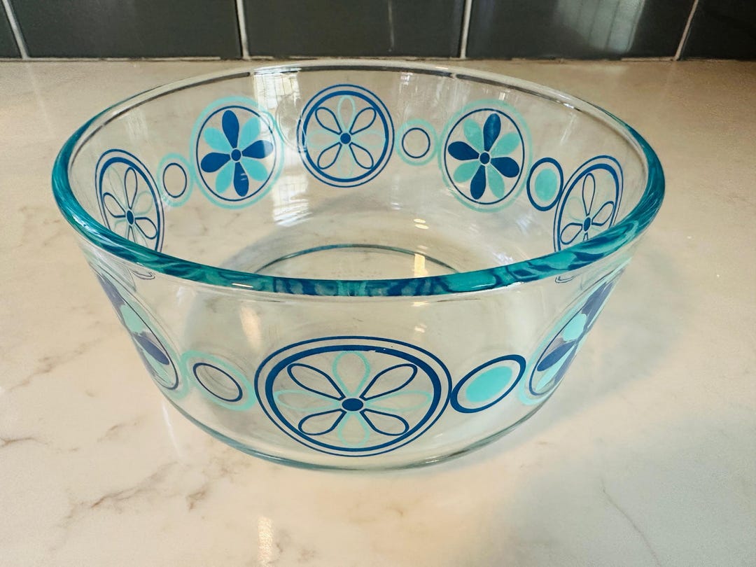 Vintage Pyrex Glass Pinwheel Bowl With Daisy Flowers in Blue and Teal ...