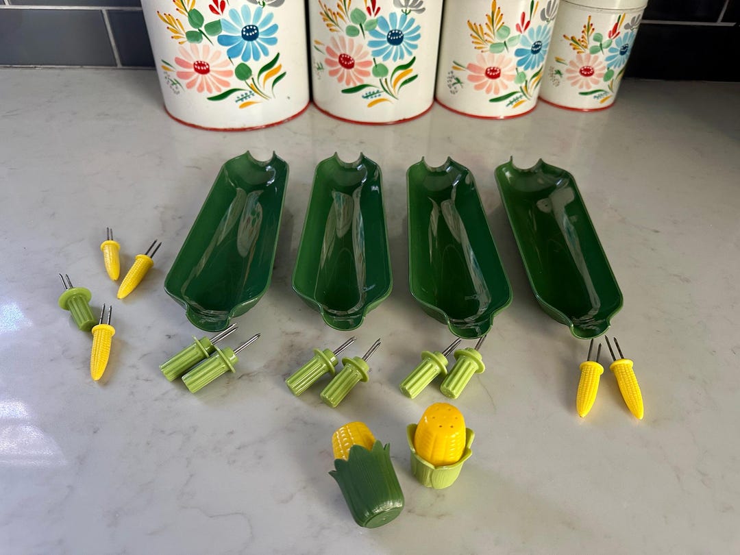 Vintage Plastic Corn on the Cob Serving Set W 18 Pcs by Royal, Salt and ...