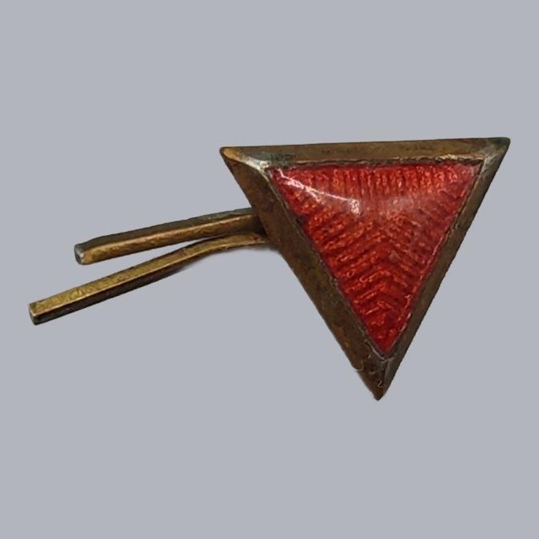 Soviet Russian WWII Collar Rank Insignia Brass and Red Enamel Badge ...