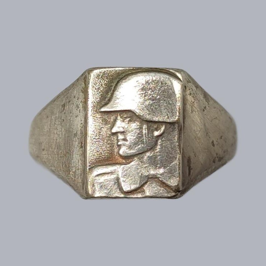 Vintage Finnish WWII Commemorative Military Ring Soldier Portrait ...