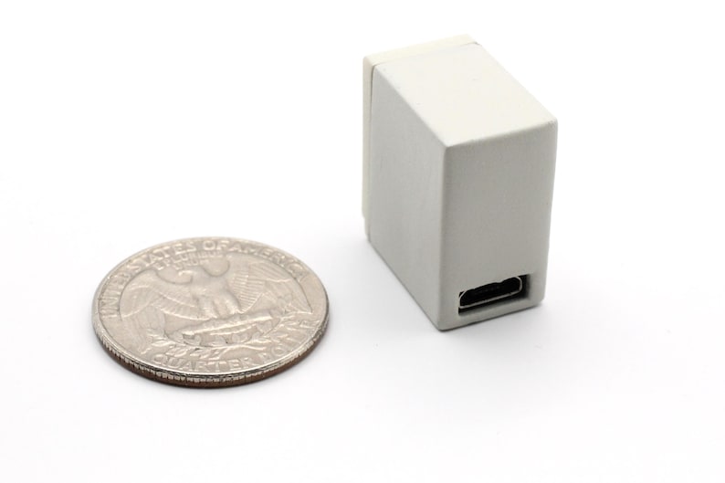 Miniature 386 Desktop Computer Replica: Retro PC Tower With Boot-up ...