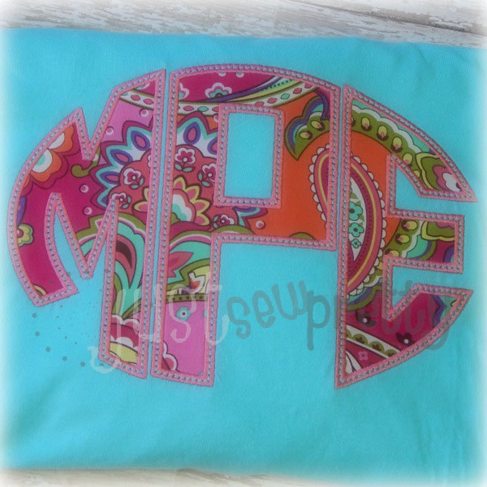 EXCLUSIVE Oval Monogram Font Embroidery Applique Design | Etsy