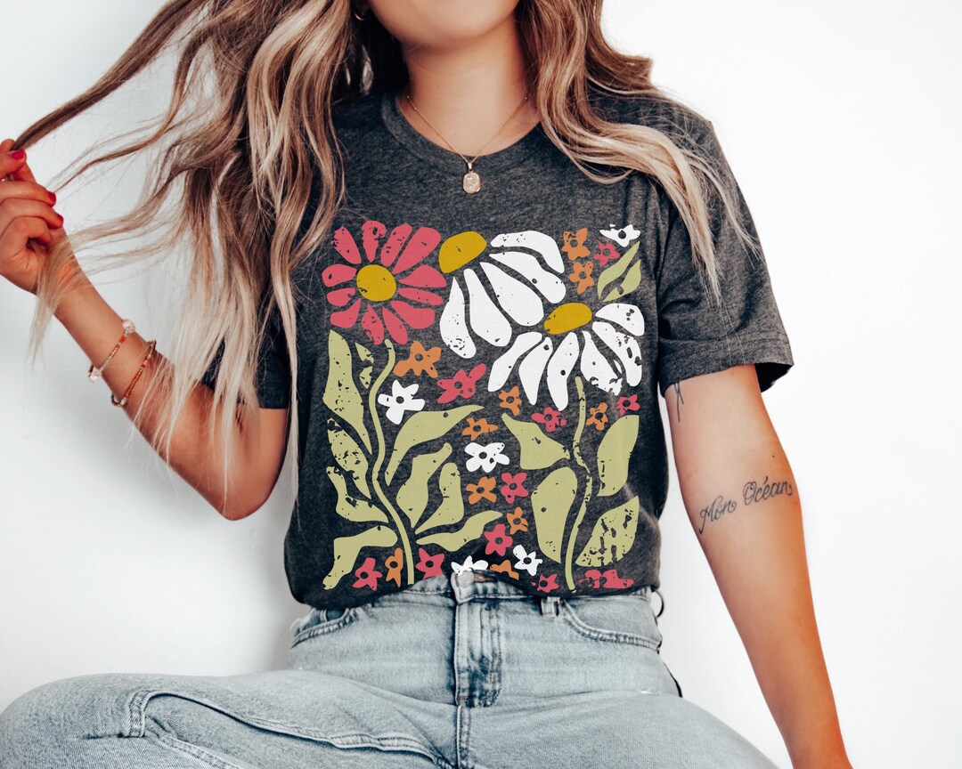 Boho Daisy Flower Tee Shirt Botanical Tee Boho Tee Wildflower Shirt ...
