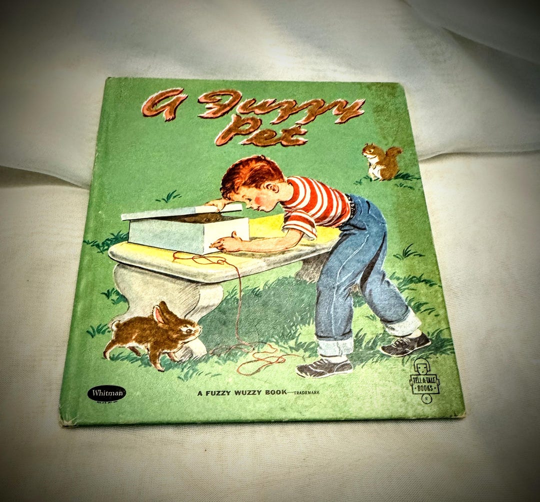 Vintage Children’s Book: A Fuzzy Pet, 1959 Alice Hanson - Etsy