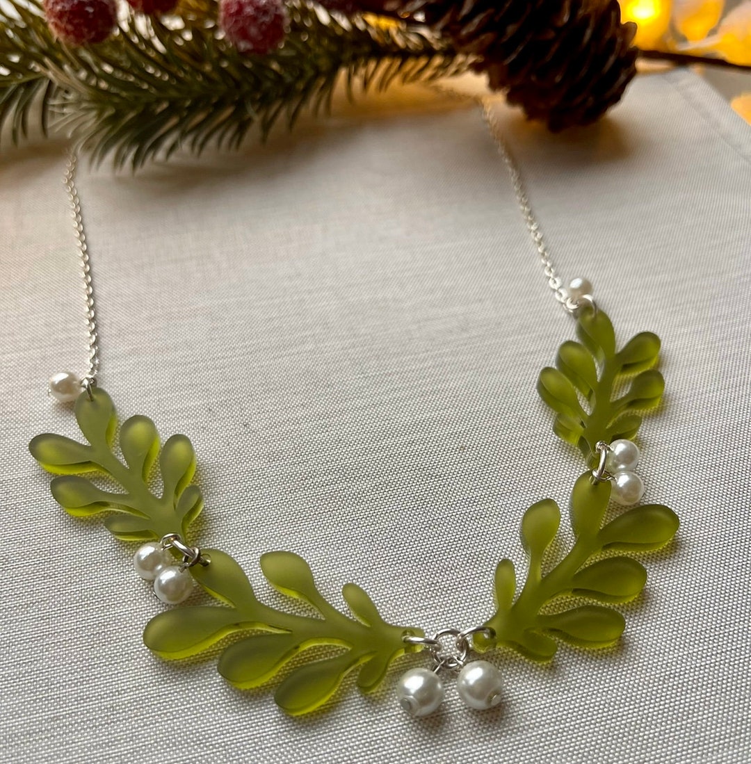 Festive Mistletoe Necklace, Christmas Necklace, Festive Jewellery ...