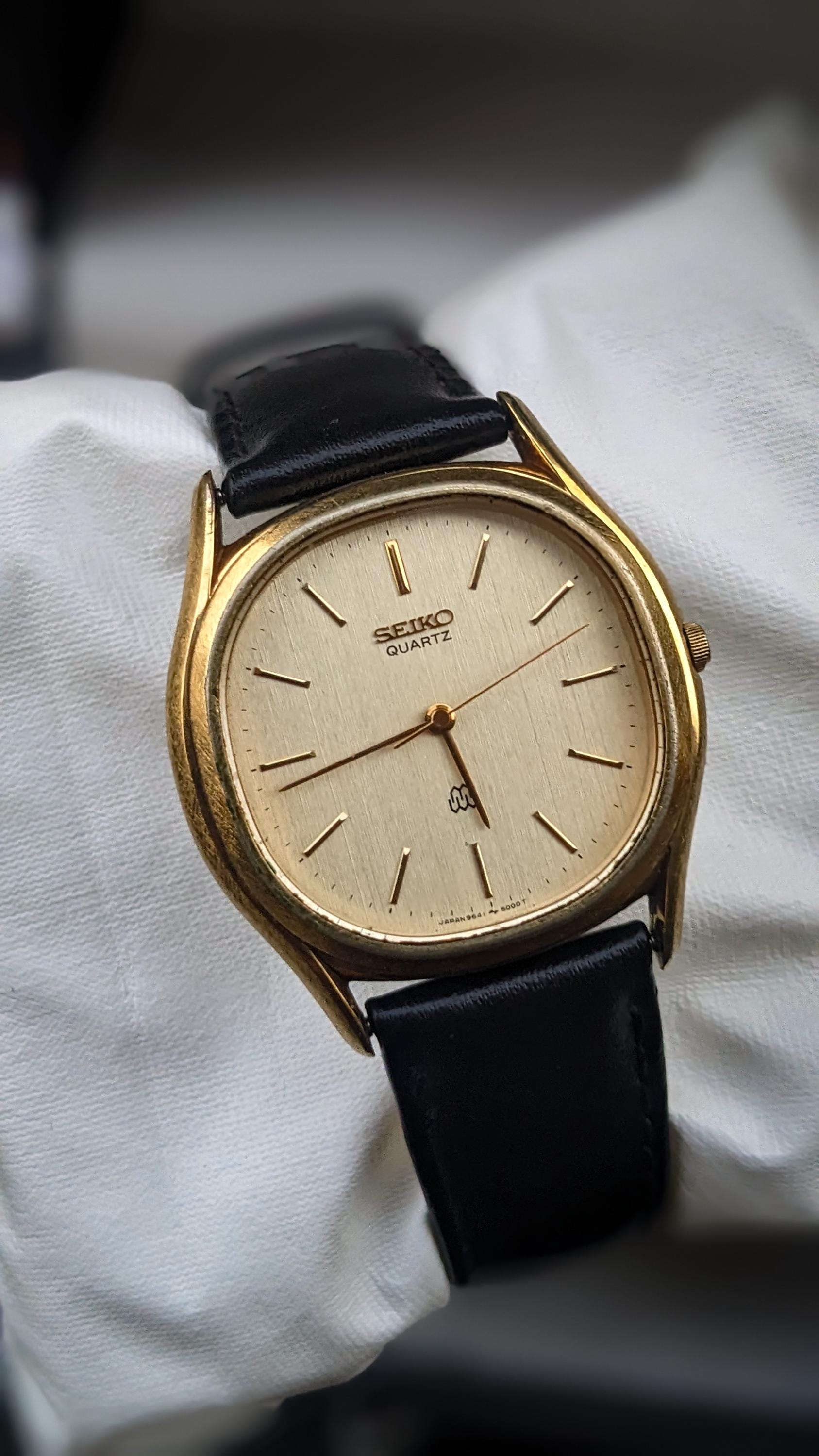 Vintage Seiko Oval Shape Linen Dial Gold Plated Dress Watch 9641-5000 ...