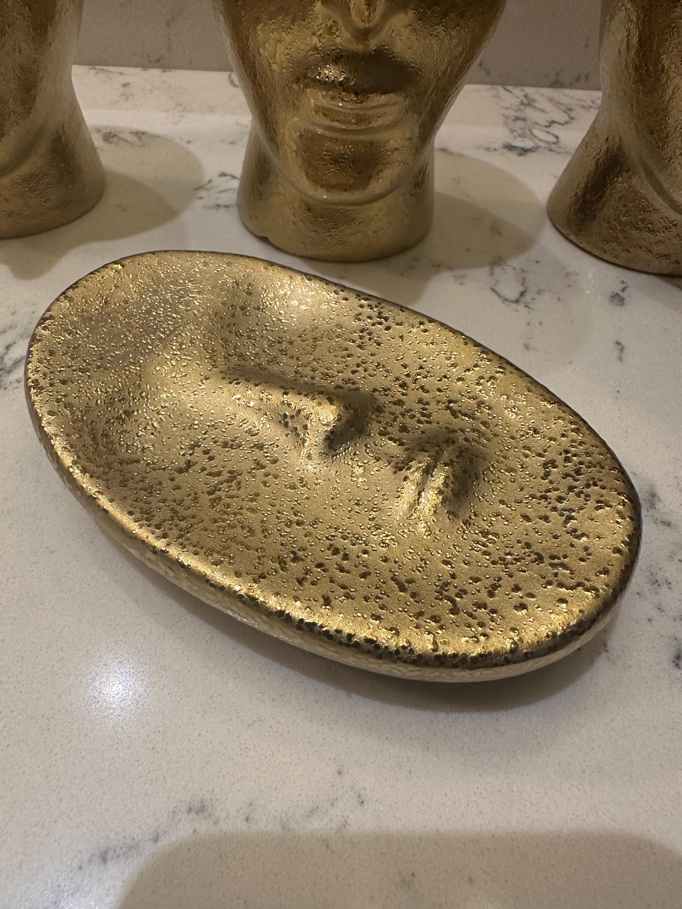 Gold Face Statue Art 4 Piece Bathroom Set Soap Dispenser Dish ...