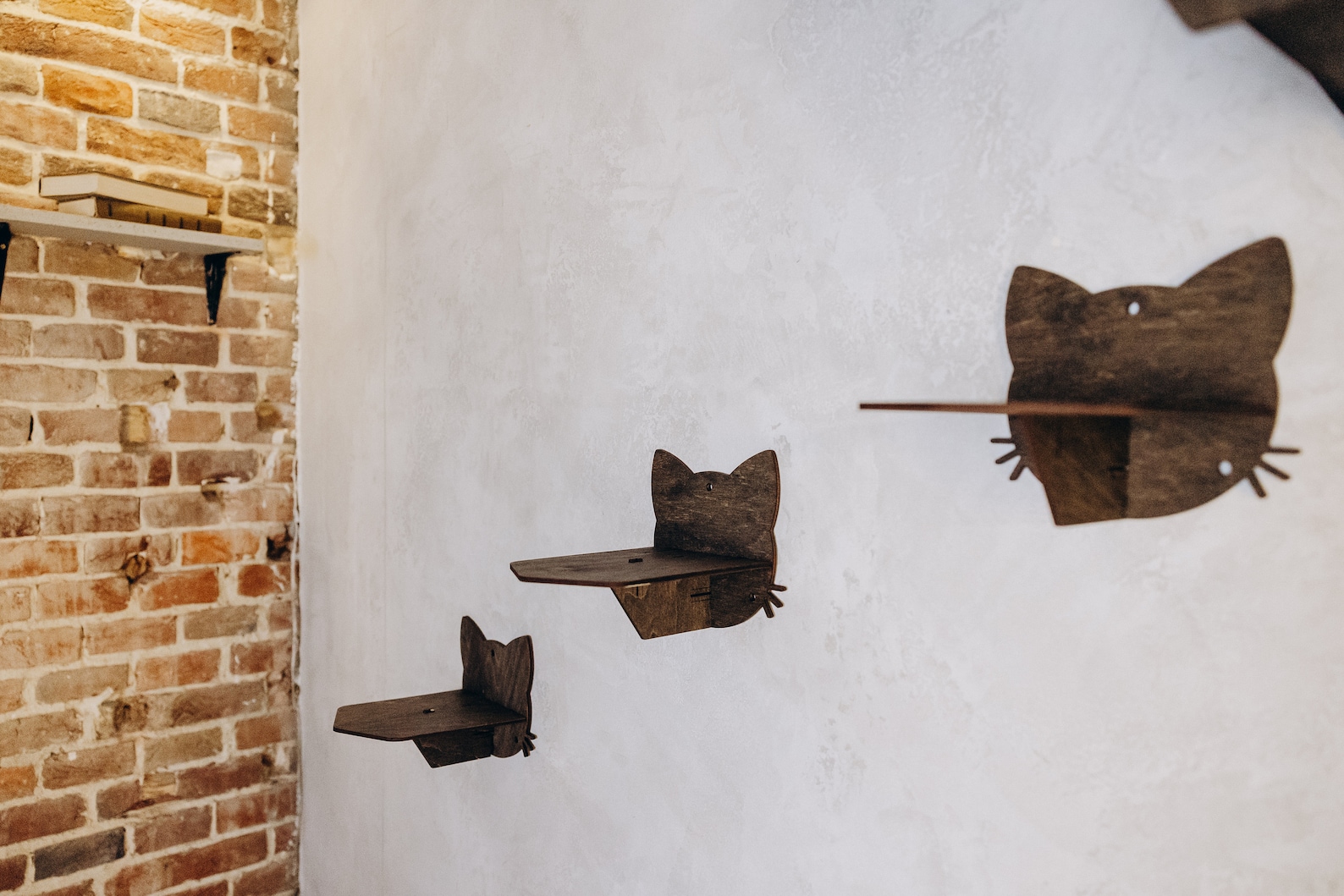 Natural Wood Wall Mounted Cats Ladder, Cat Climbing Wood Steps, Wall ...