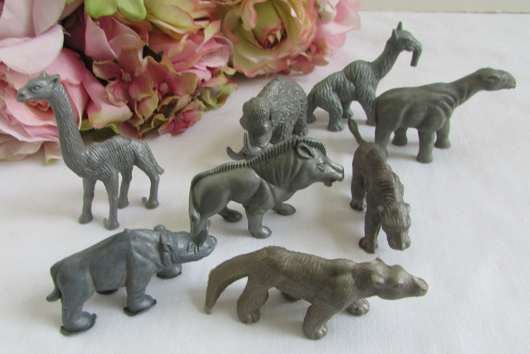 Early Vintage Nabisco Prehistoric Mammals Plastic Figurine Full Set - Etsy