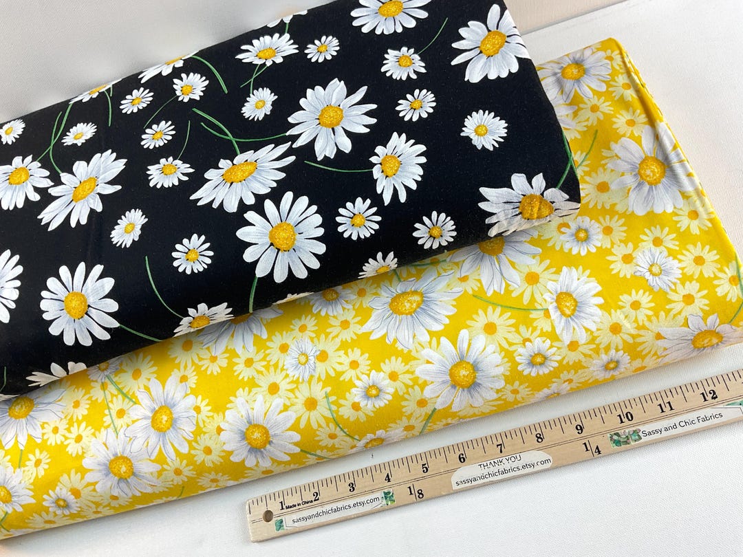 Large Daisy Garden 2 Colors: Black or Yellow 100% Quilting Cotton ...