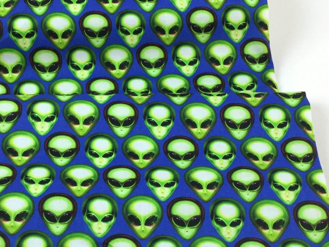 Alien Heads Midnight Fabric ~ From Area 51 Collection for Robert ...