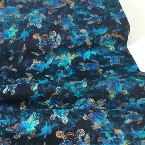 Sea Turtle Waving Hello Underwater Fabric Quilt Square | Etsy