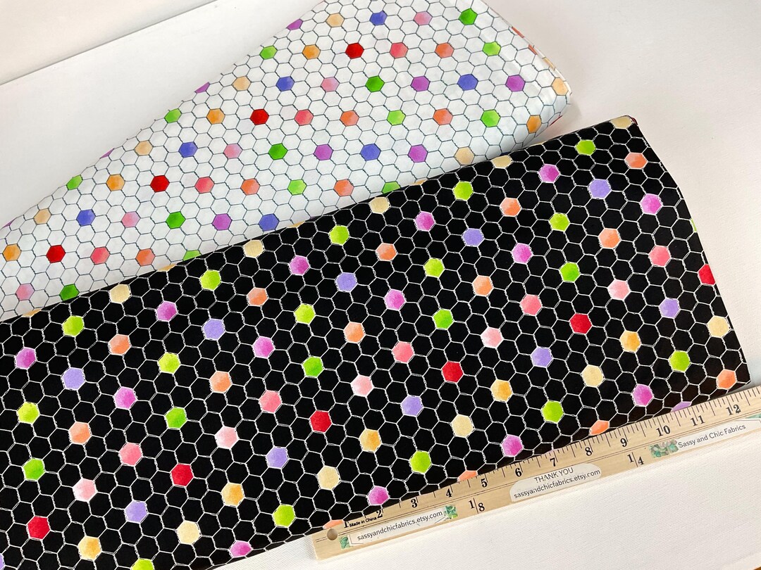 Chicken Chique Fowl Tile Picket Fence, 2 Colors: White or Black, 100% ...