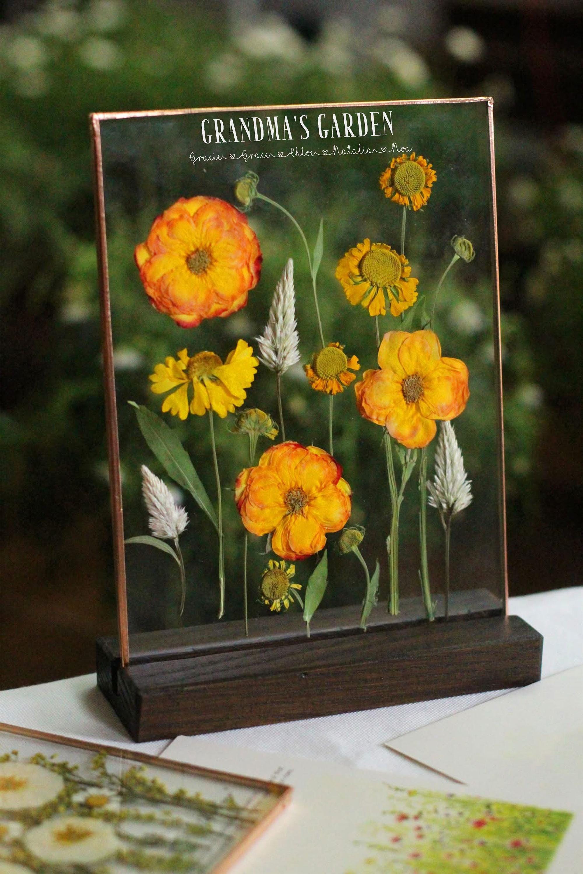 Custom Handcrafted Wooden Frame With Dried Flower, Pressed Design ...