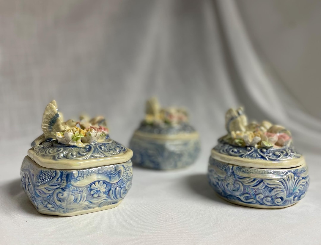 Vintage Porcelain Jewelry Trinket Boxes With Doves. Set of 3. - Etsy