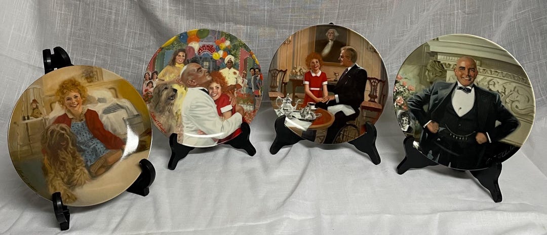 Vintage “annie” the Musical Collectible Plates by Edwin M Knowles. Set ...