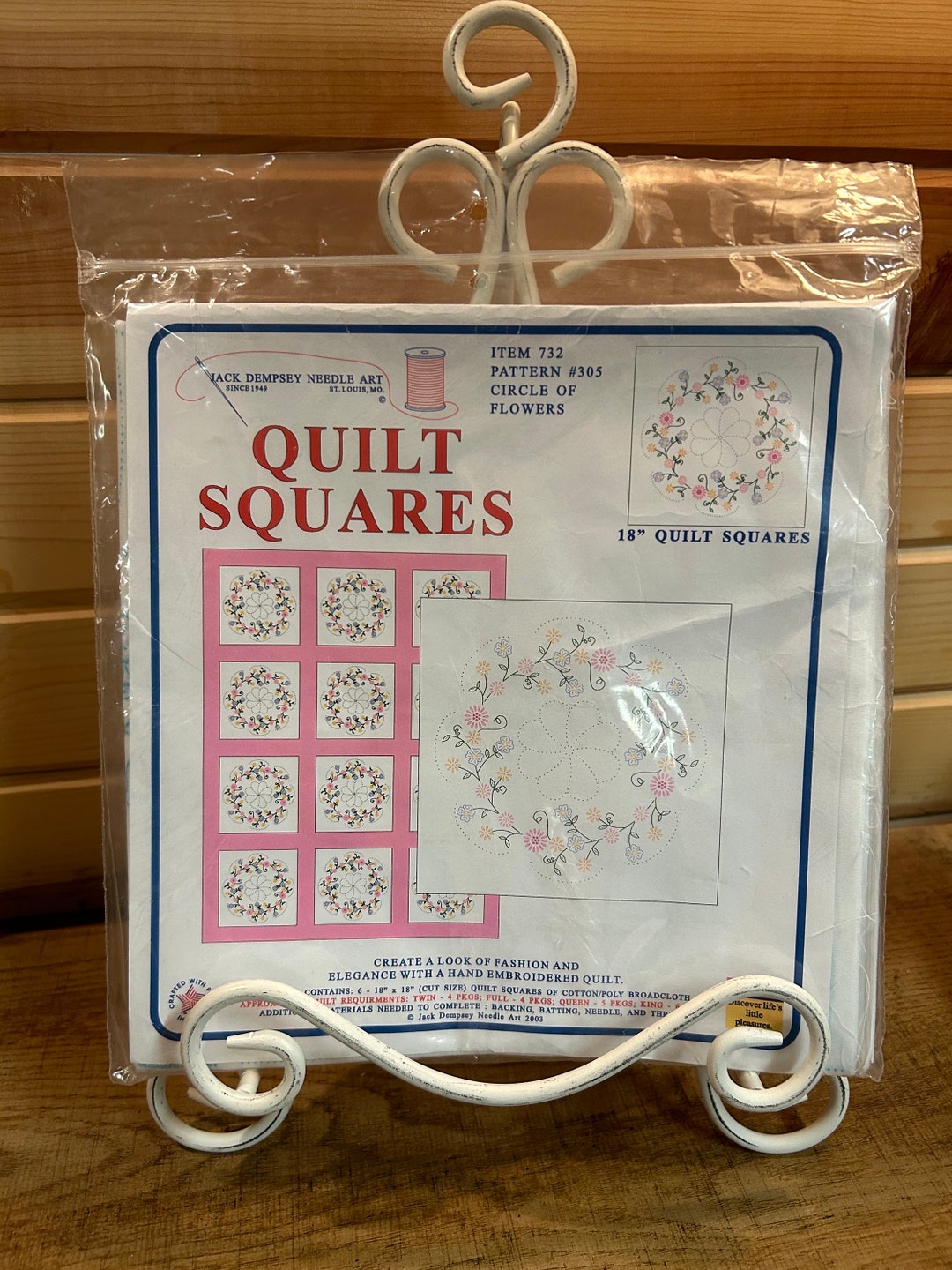 Jack Dempsey Needle Art - Pattern #305, "circle of Flowers" (18" Quilt ...