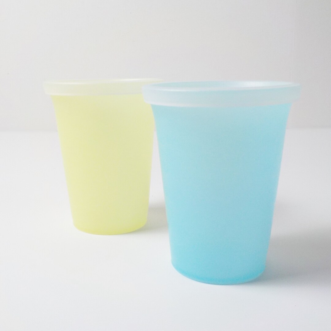 Pair of Vintage Lidded Pastel Tupperware Cups Glasses With Seal - Etsy
