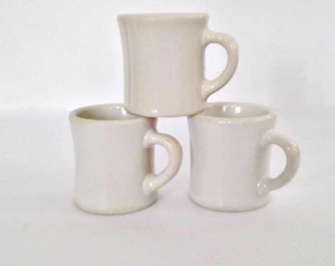 Classic Vintage Victor Coffee Mugs Lot of Three - Etsy