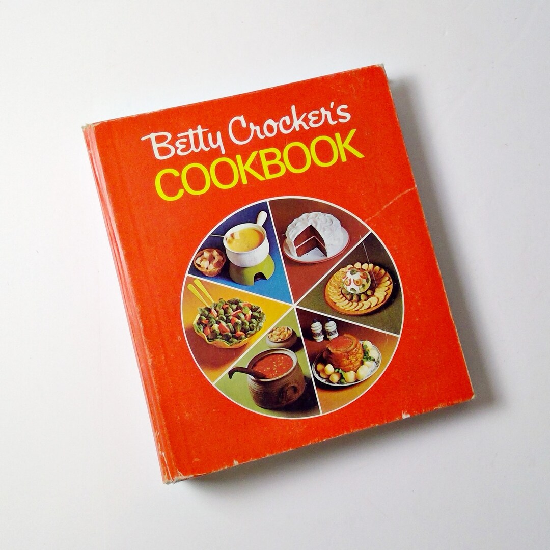 Vintage 1973 Betty Crocker Ring Bound Cookbook - Etsy