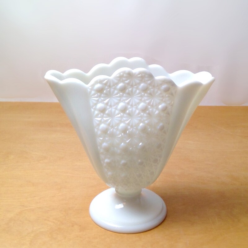 Daisy and Button - Etsy