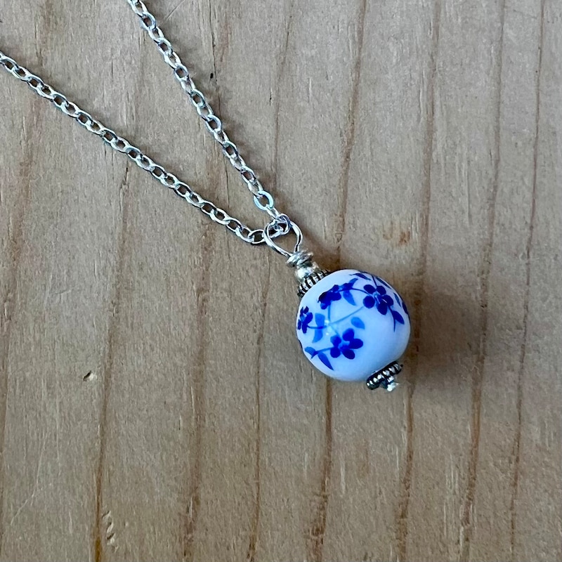Delft Blue Necklace - Etsy