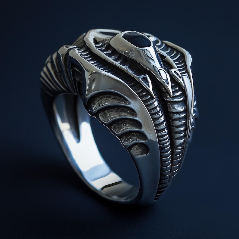 Sterling Silver Alien Ring: Gothic Xenomorph Sci-fi Jewelry - Etsy