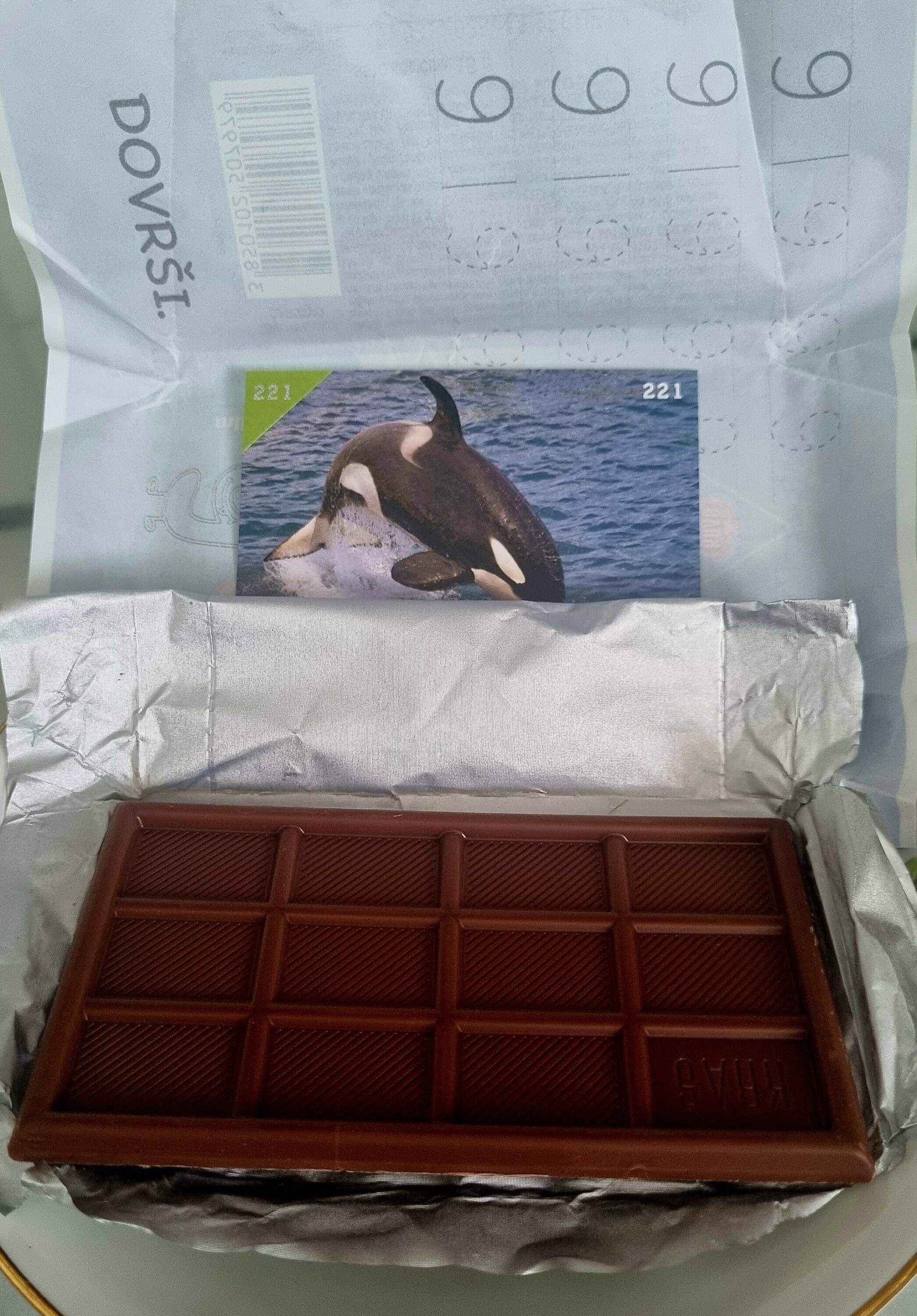 Chocolate Balkans Treat Food Box From Croatia/ Bosnia/ Serbia/ Čokolino ...