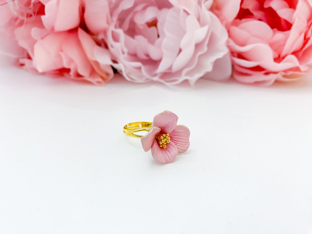 Pink Floral Cocktail Ring Realistic Flower Ring Large Ring - Etsy