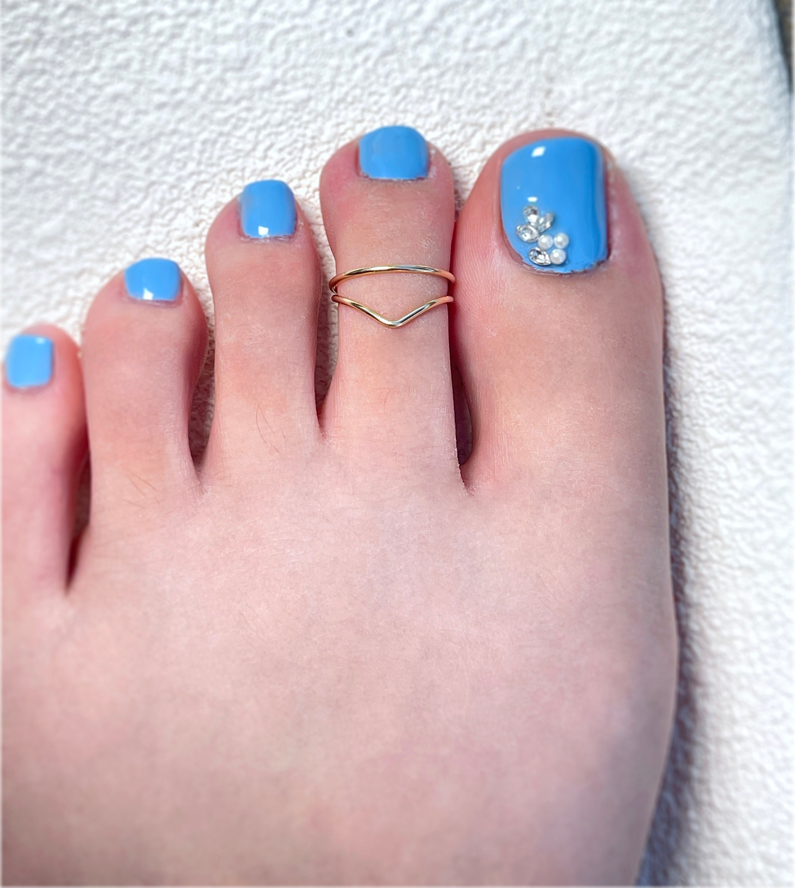 Dainty Gold Toe Ring- Chevron Toe Ring-tiny Toe Ring-thin Toe Ring ...