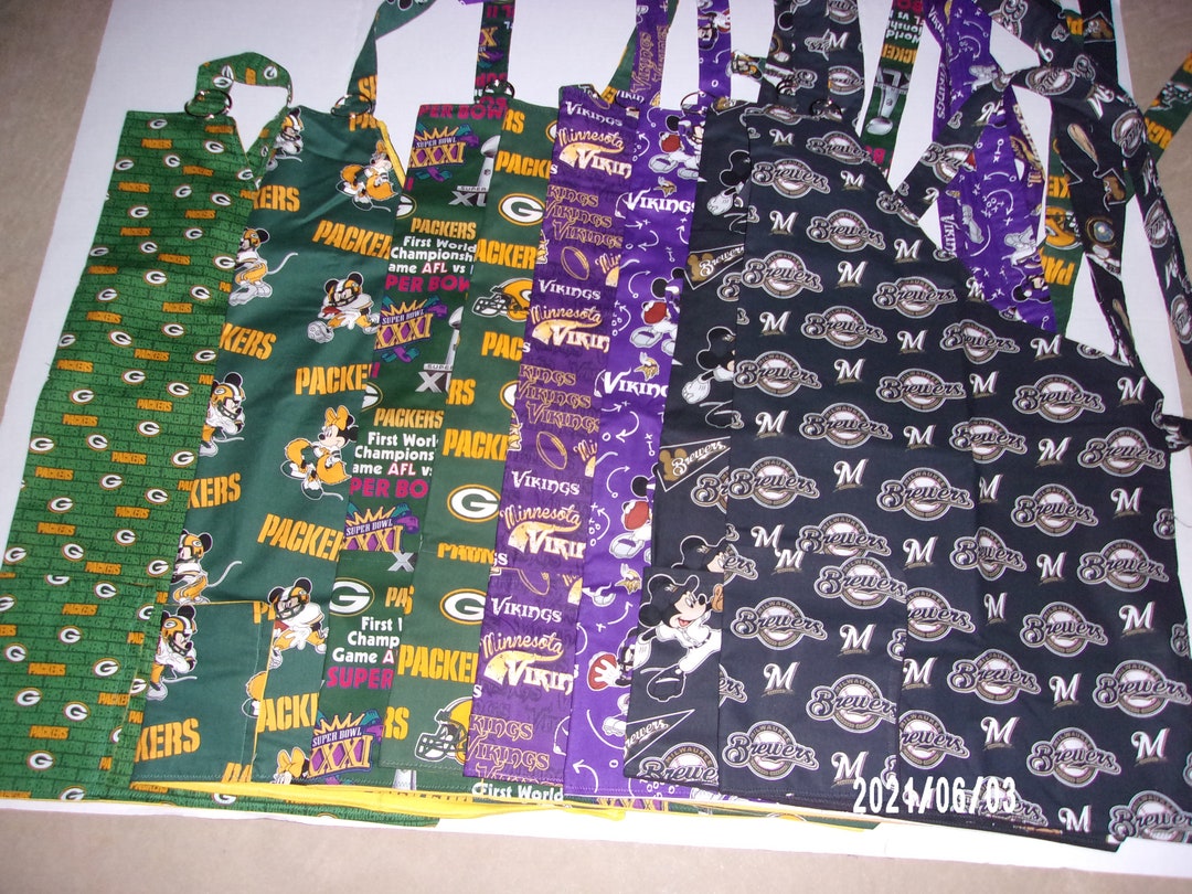 Wisconsin Sports Barbeque Apron green Bay Packers or Milwaukee Brewers ...