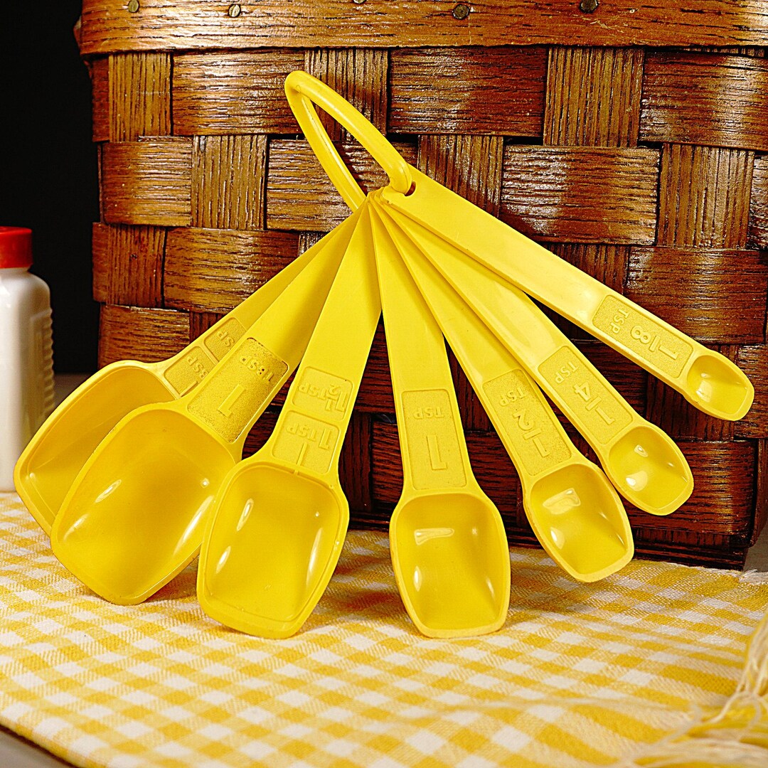 Tupperware Gold Measuring Spoons, Complete Set of Seven With Ring ...