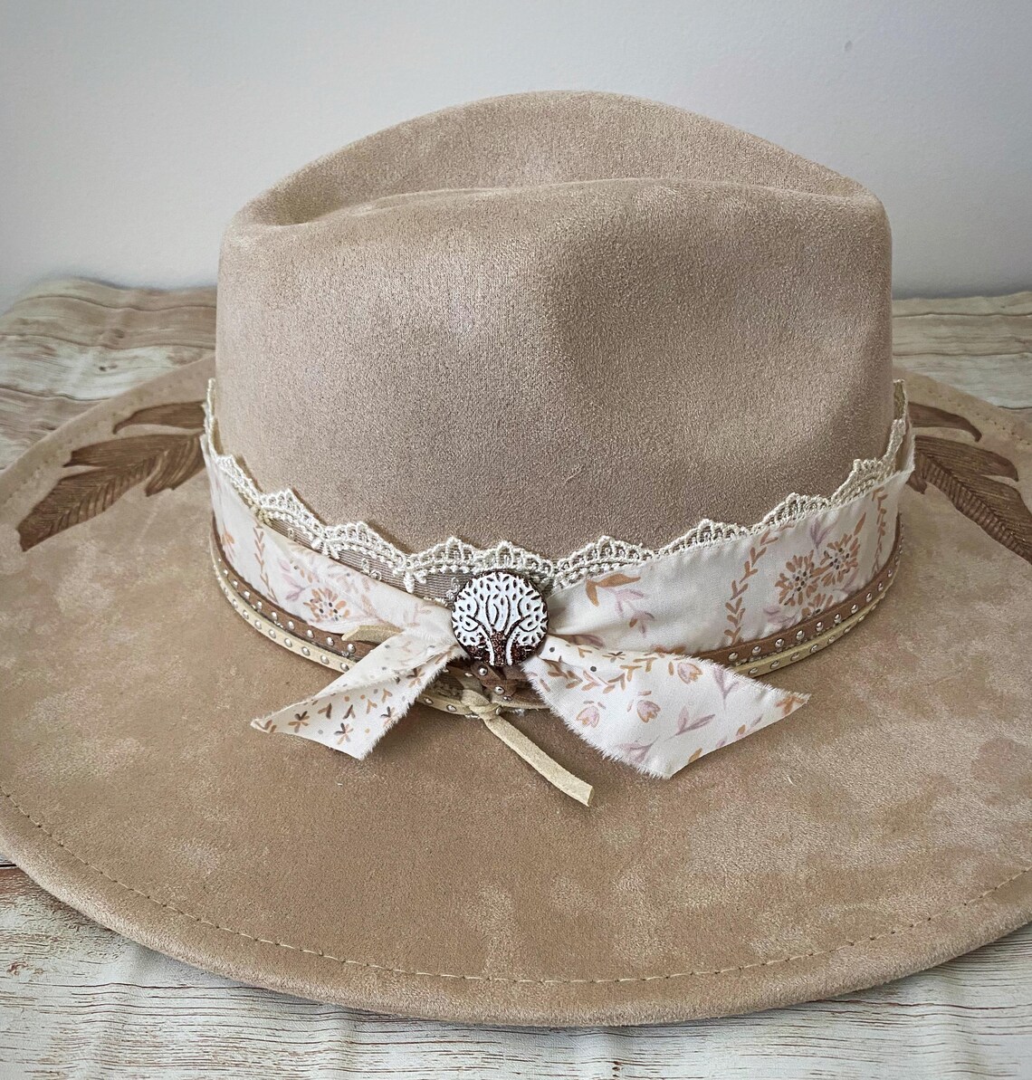 Flowers and Feathers Burned Hat,engraved Fedora,pyrography,western Hat ...