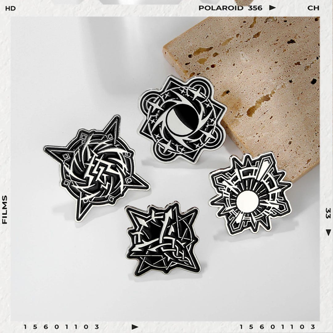 Lord of Mysteries Anime Peripheral Metal Badges - Fool's Emblem ...