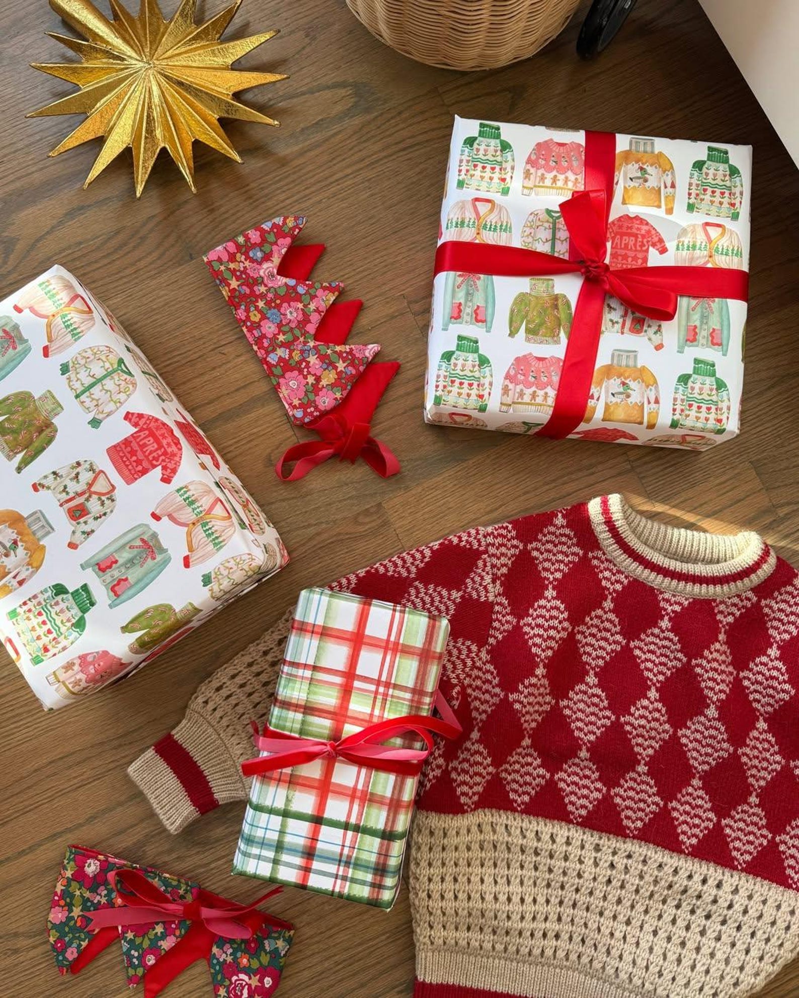 Wrapping Paper: Cute Christmas Watercolor Plaid Holiday Gift Wrap - Etsy