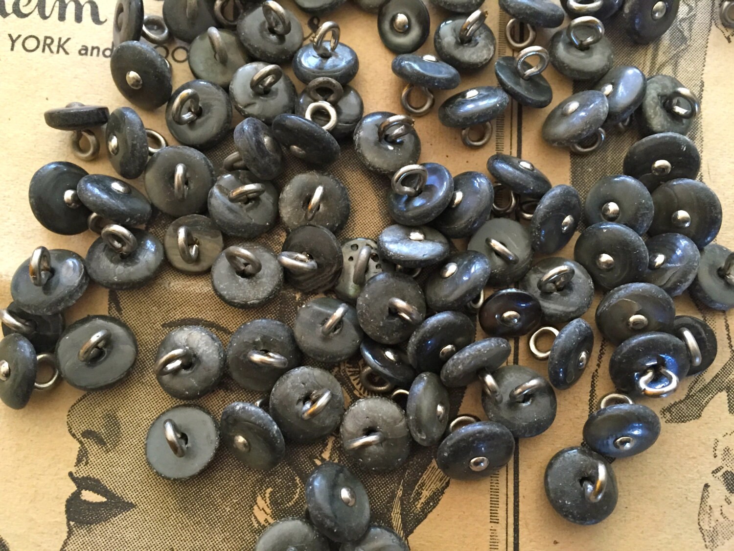 Buttons Mother of Pearl MOP Vintage BOOT Buttons-black 60 Metal Loop ...