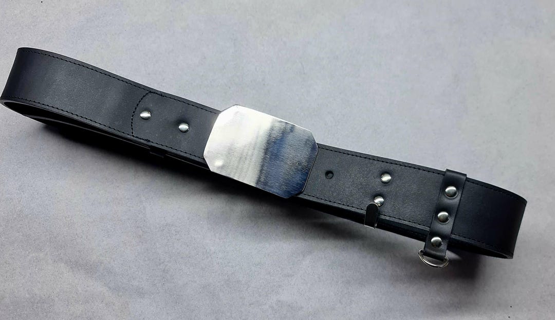 Real Leather Luke Skywalker Jedi Belt With Saber Clip & Pouch - Etsy