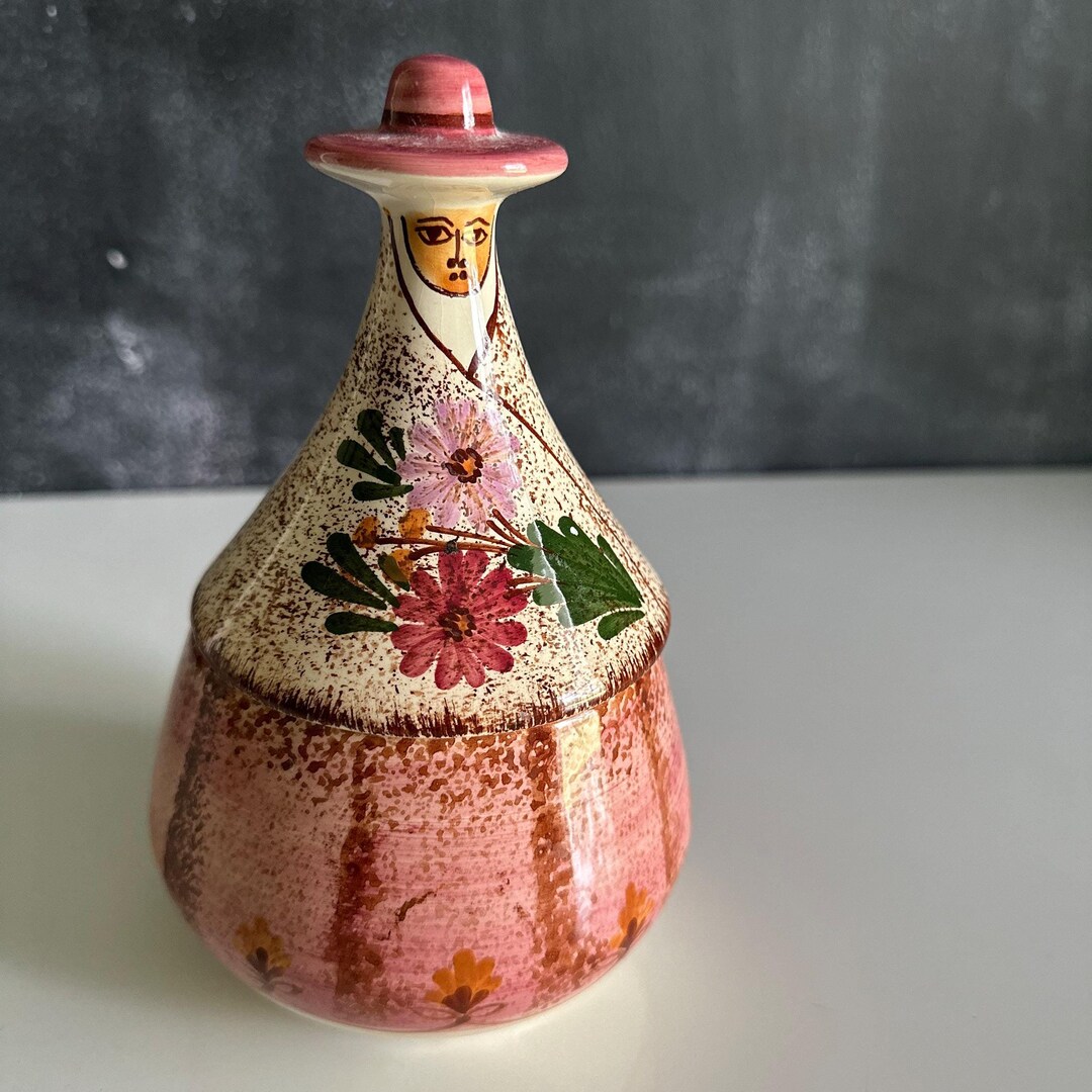 Eduardo Vega Pottery Figurine - Etsy