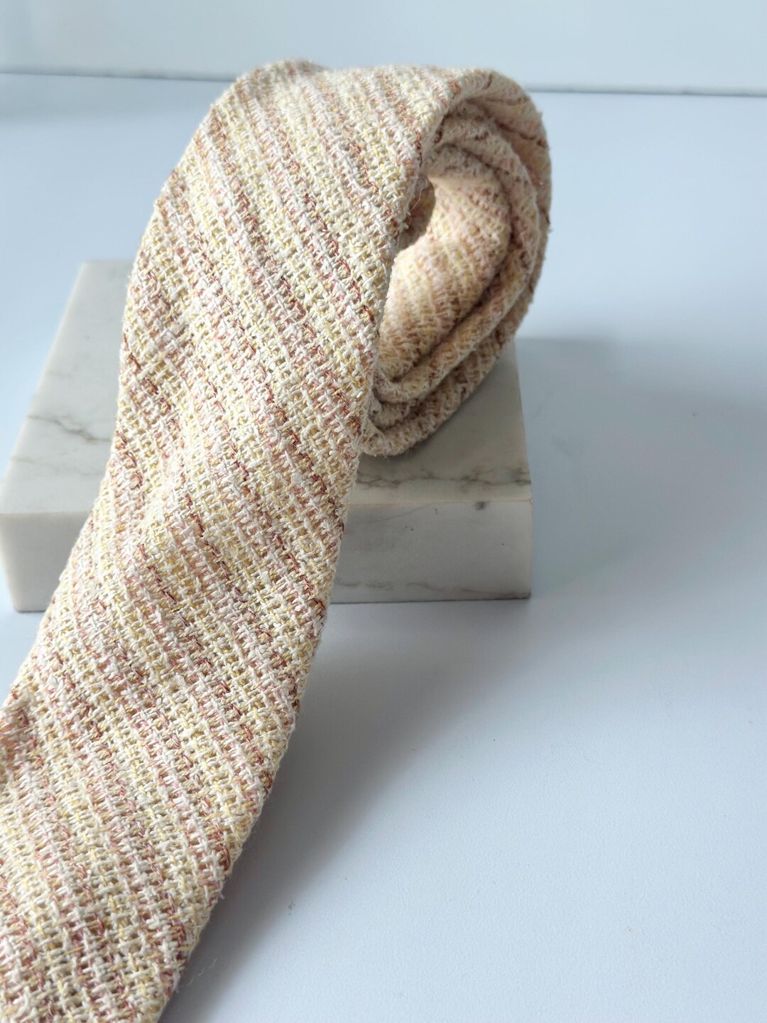 The Sanger Harris Man Kelly 1 L Mens Vintage Stripe Beige Boucle Neck ...