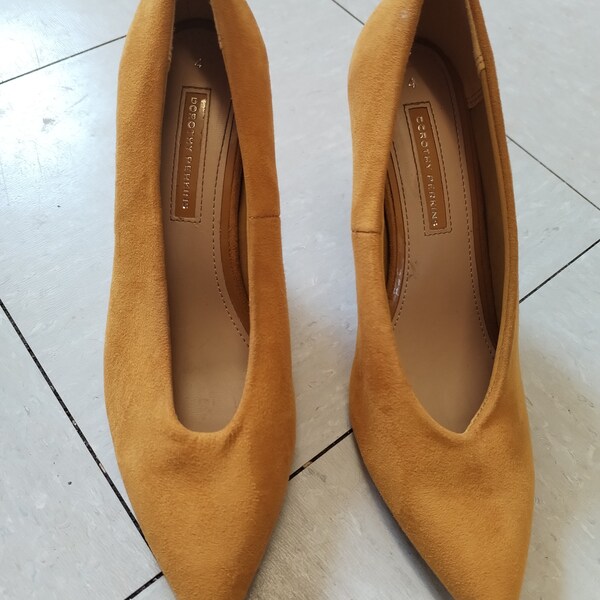 Mustard Heels - Etsy