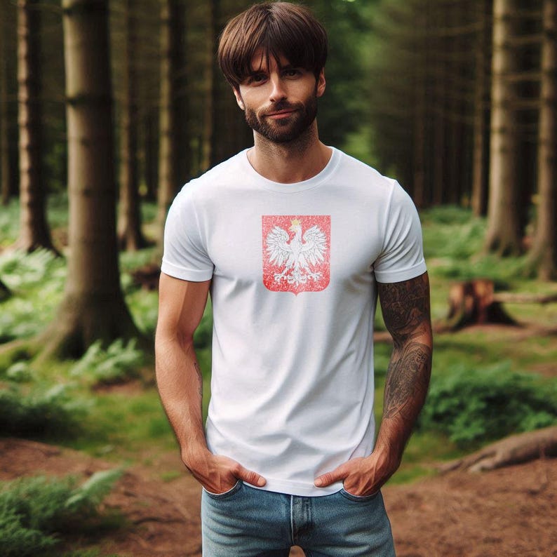 Polish Crest T-shirt, Traditional Polish Crest Design, Heritage Shirt ...