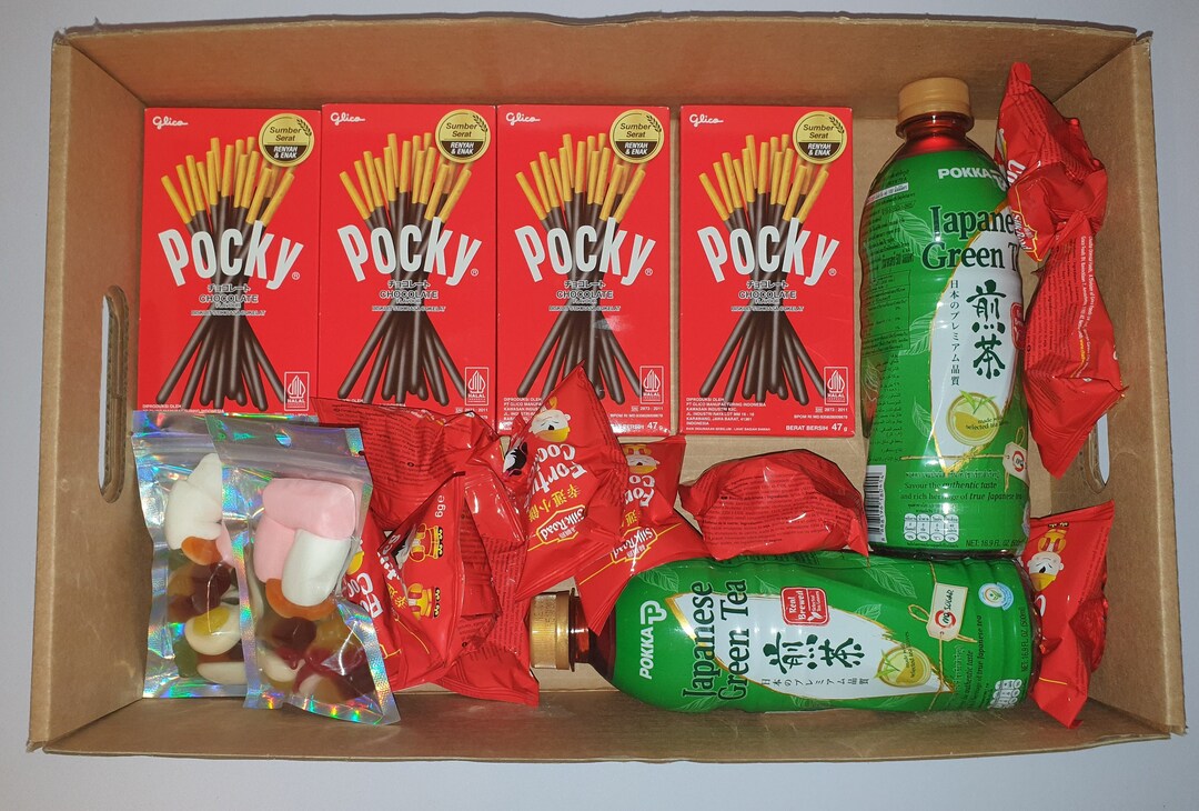 Halal Asian Snack Box Pocky Edition 4 Authentic Treats Sweet & Savory ...