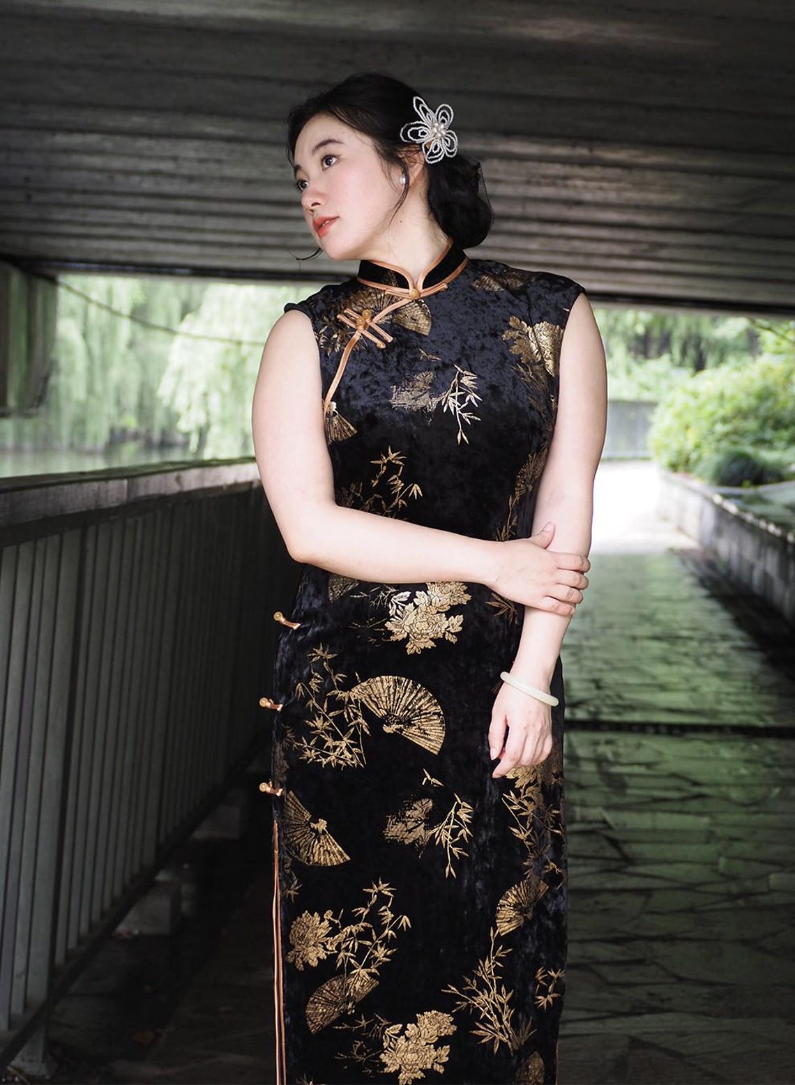 Plus Size Cheongsam Dress: Metallic Gold Vintage Print Qipao - Etsy