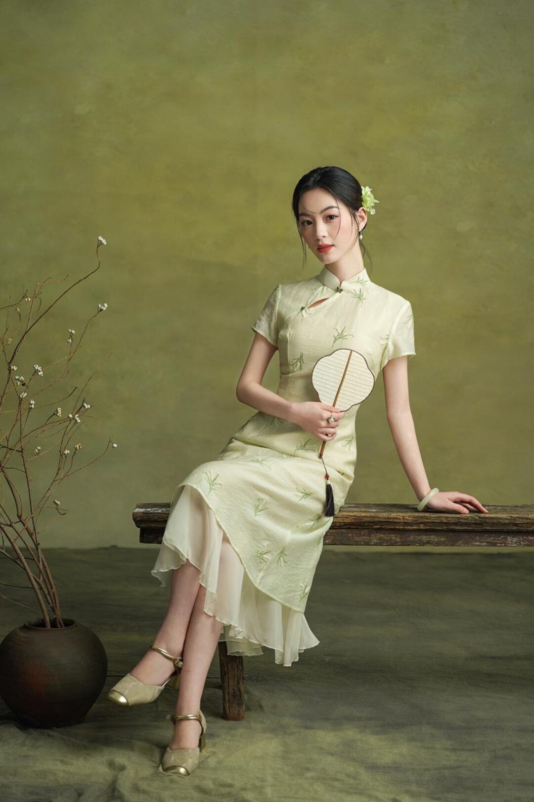 Soft Green Modern Ao Dai Qi Pao: Petite-friendly Chinese-vietnamese ...
